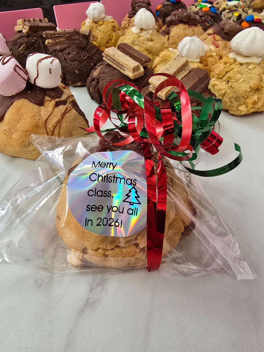 Personalized cookie individual – Loaded Dough & co
